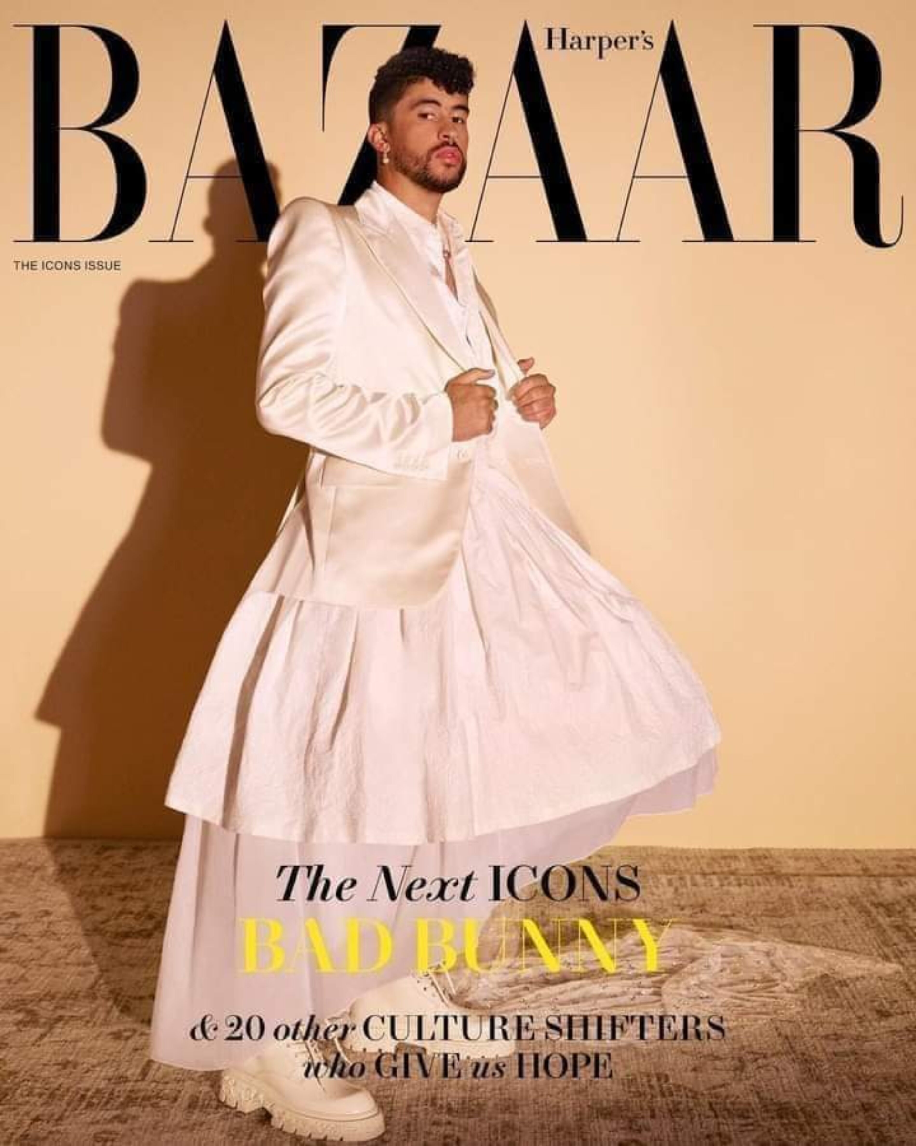 Bad Bunny Viste Orgulloso Ropa De Mujer Observador Medio De Comunicación